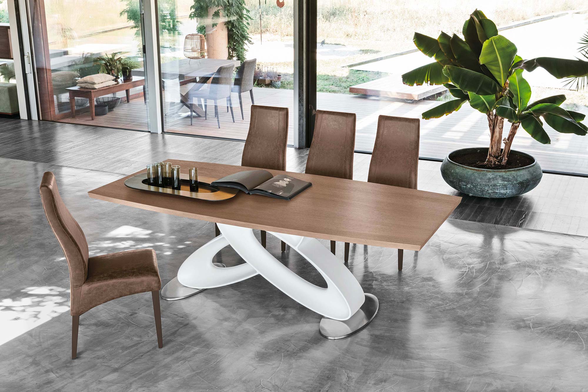 ECLIPSE table harmony and elegance meet with a timeless design - Target ...