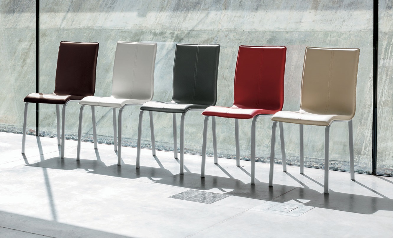 Sedie GLAMOUR, sinuosa eleganza - Target Point