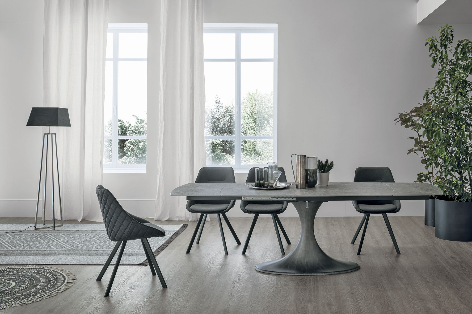 Elliptical base, rotating top: the CALICE table - Target Point