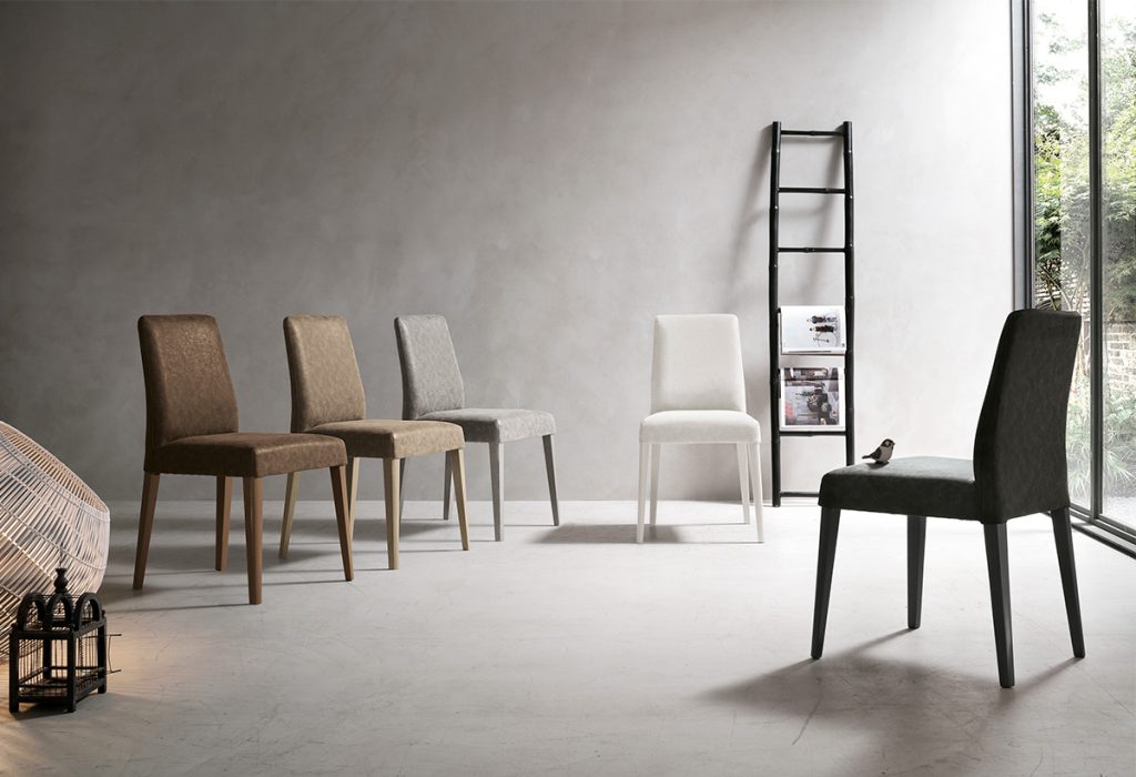 Lucerna: Classic Low Back Chair - Target Point